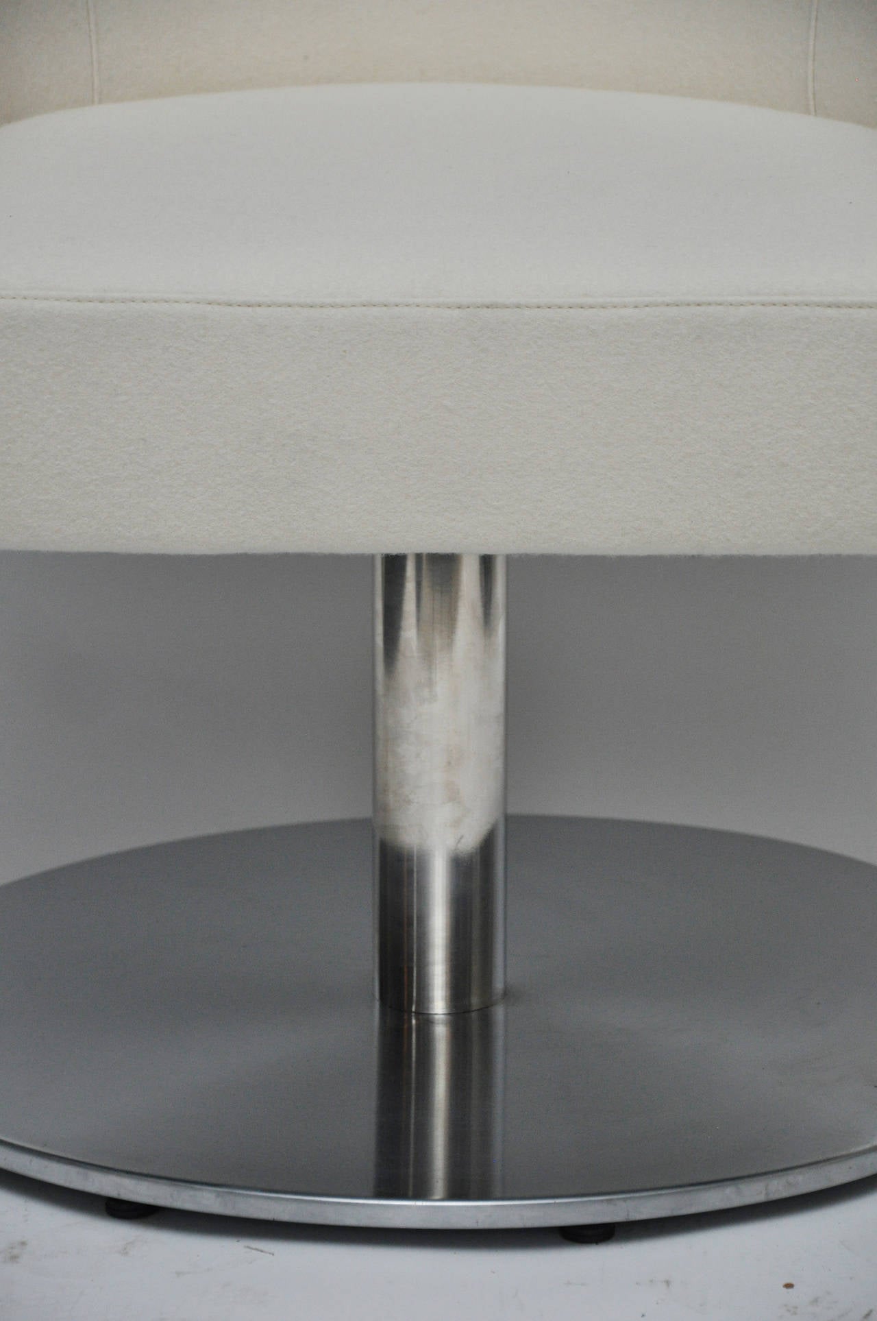 Pair of Vignette Lounge Seating Swivel Chairs For Sale at 1stDibs