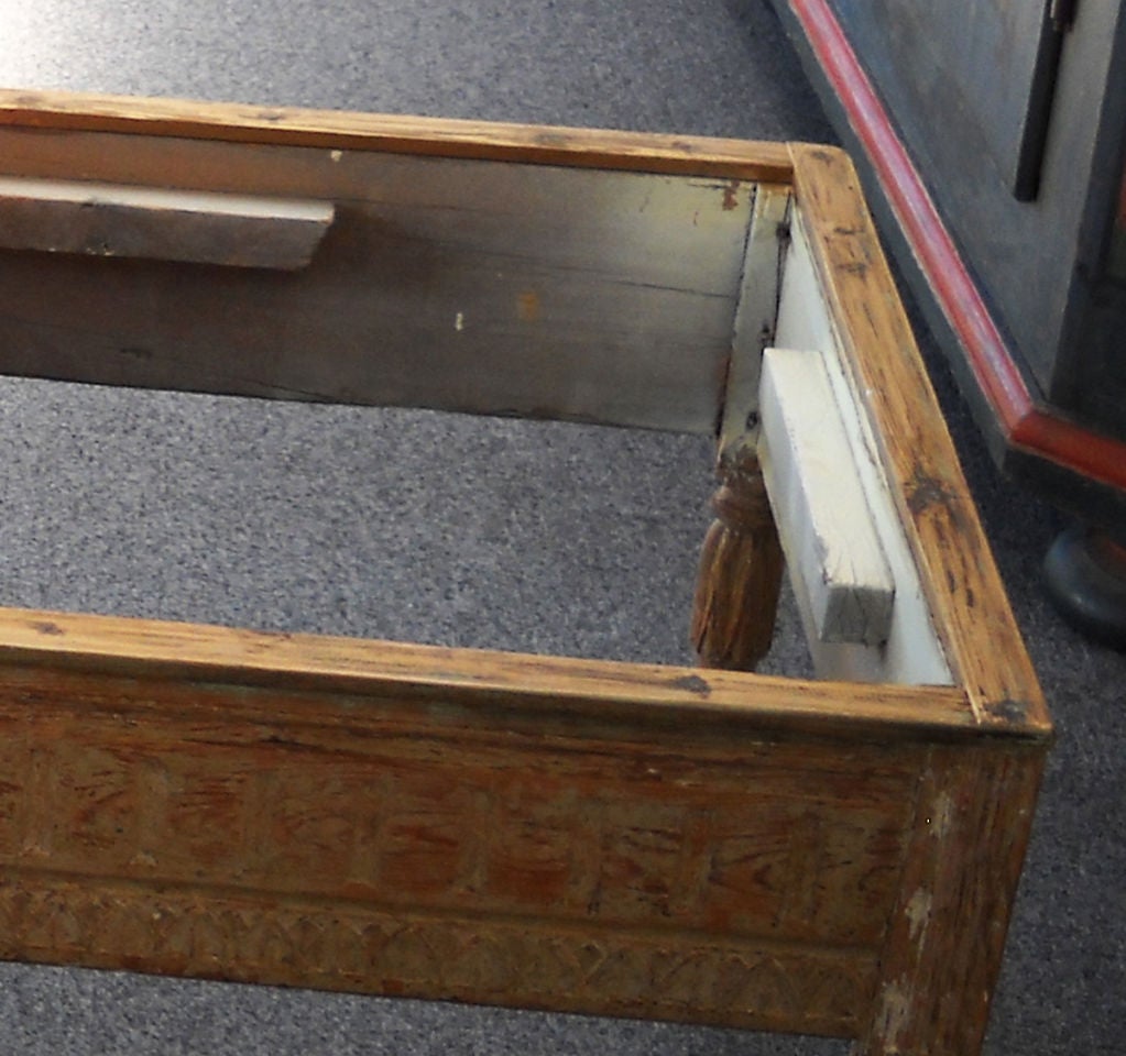 Period Gustavian Divan in Original Paint at 1stDibs