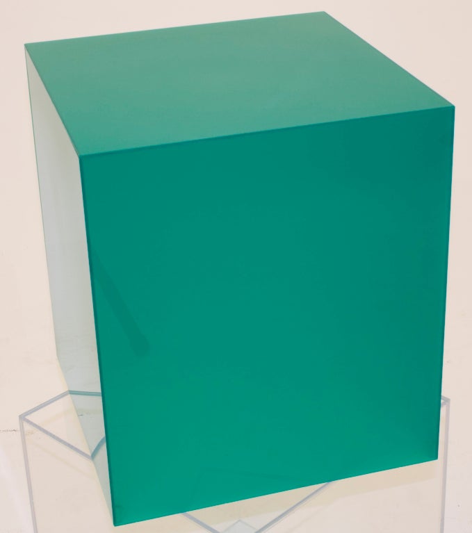 Emerald Green Lucite Lamp-table at 1stDibs