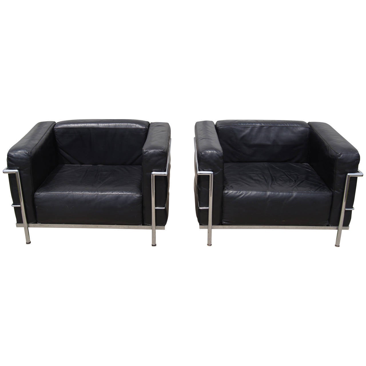 Pair of LC3 Grand Confort Lounge Chair by Le Corbusier at 1stDibs