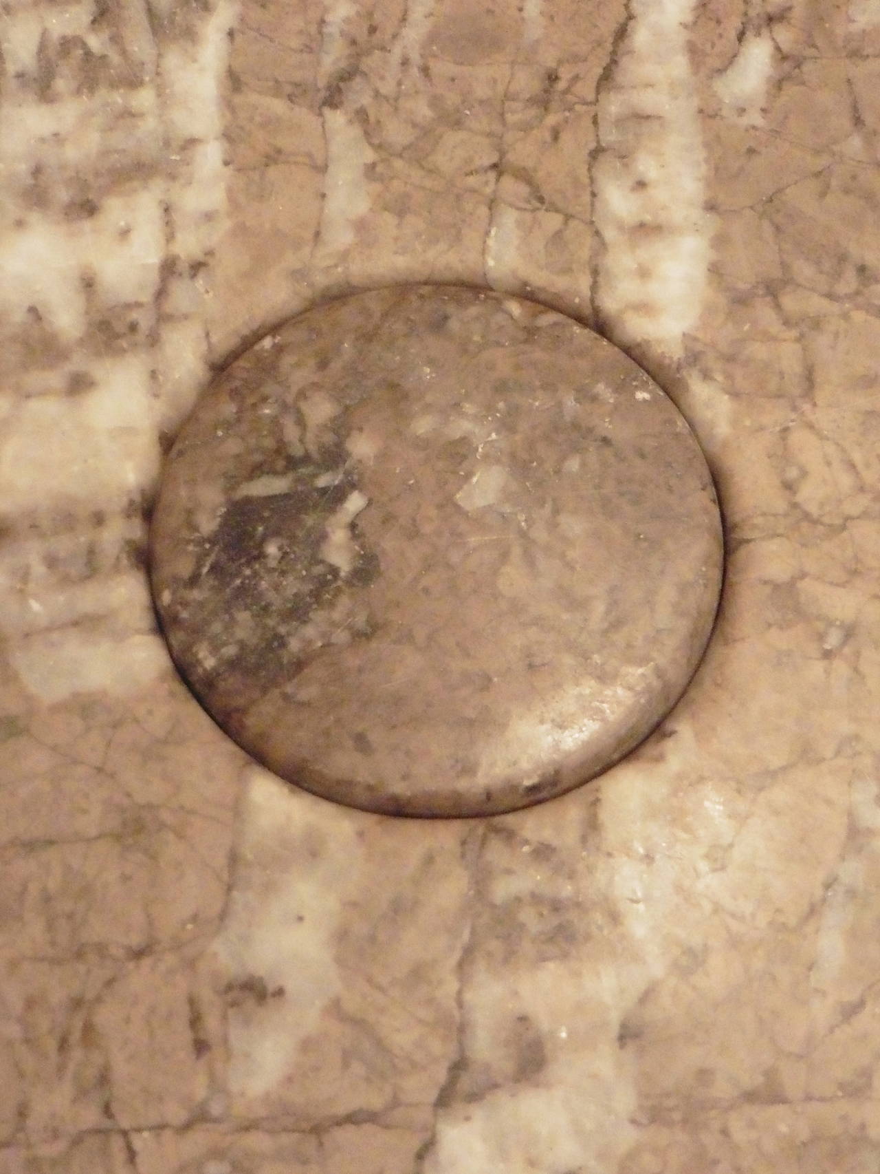 Italian ‘Griglio Scogliera’ Marble 'Gravity' Table by Mangiarotti ...