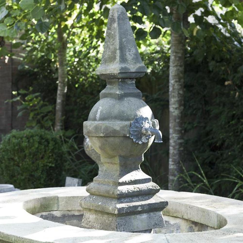 An Important 18th Century Stone Wellhead at 1stDibs