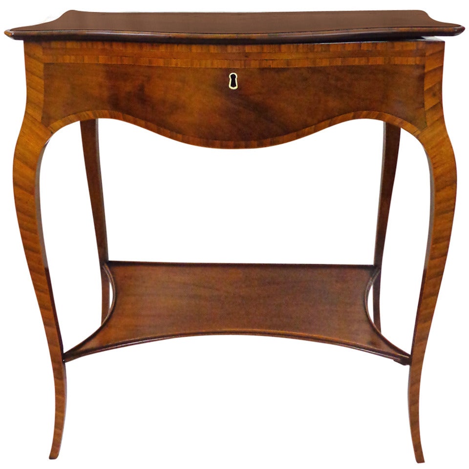 18th Century, Hepplewhite Period Dressing Table For Sale at 1stDibs