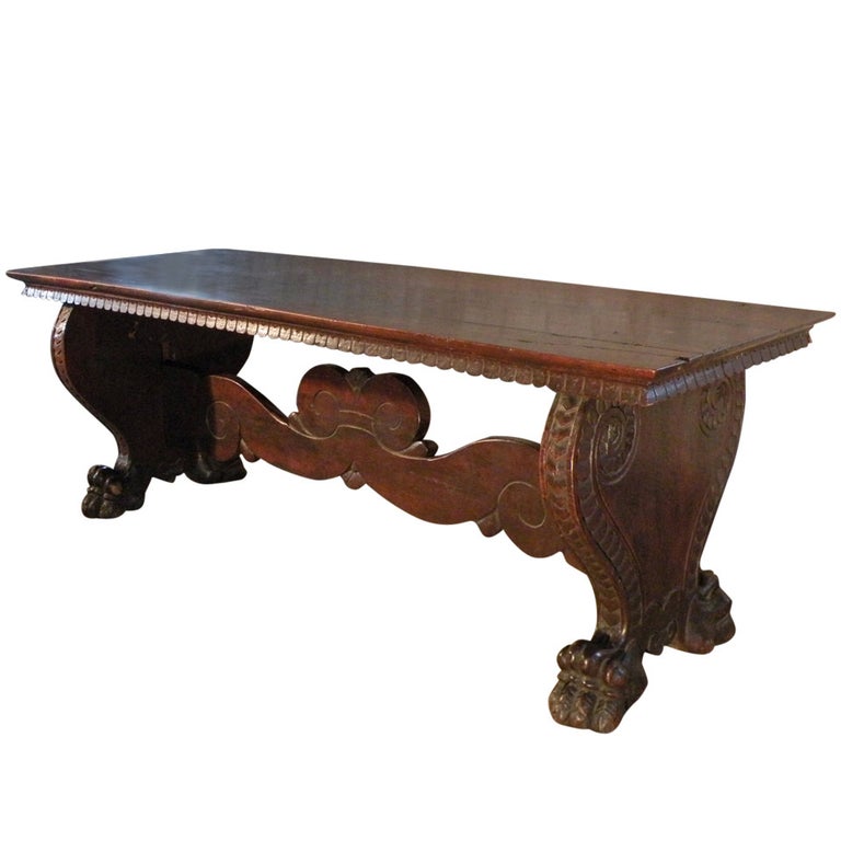 Italian 16th century Renaissance Walnut Trestle Table For Sale at 1stDibs