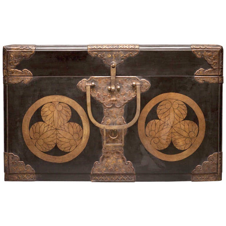 Japanese Black Lacquer Fabric Storage Box at 1stDibs