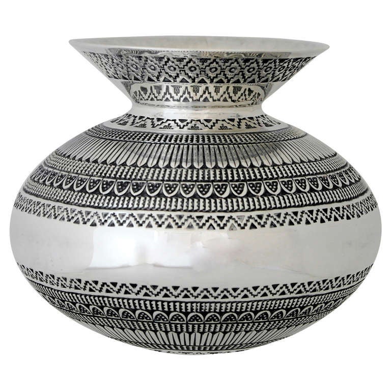 Navajo Sterling Silver Vase Daniel Sunshine Reeves 1995 at 1stDibs