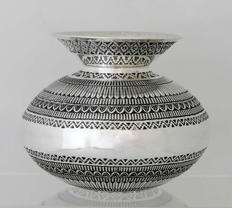Navajo Sterling Silver Vase Daniel Sunshine Reeves 1995 at 1stDibs