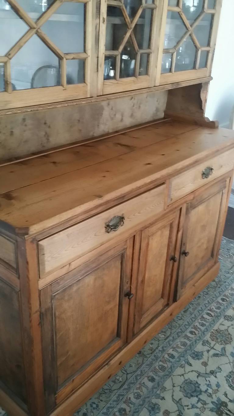 19th C English Pine Buffet For Sale at 1stDibs