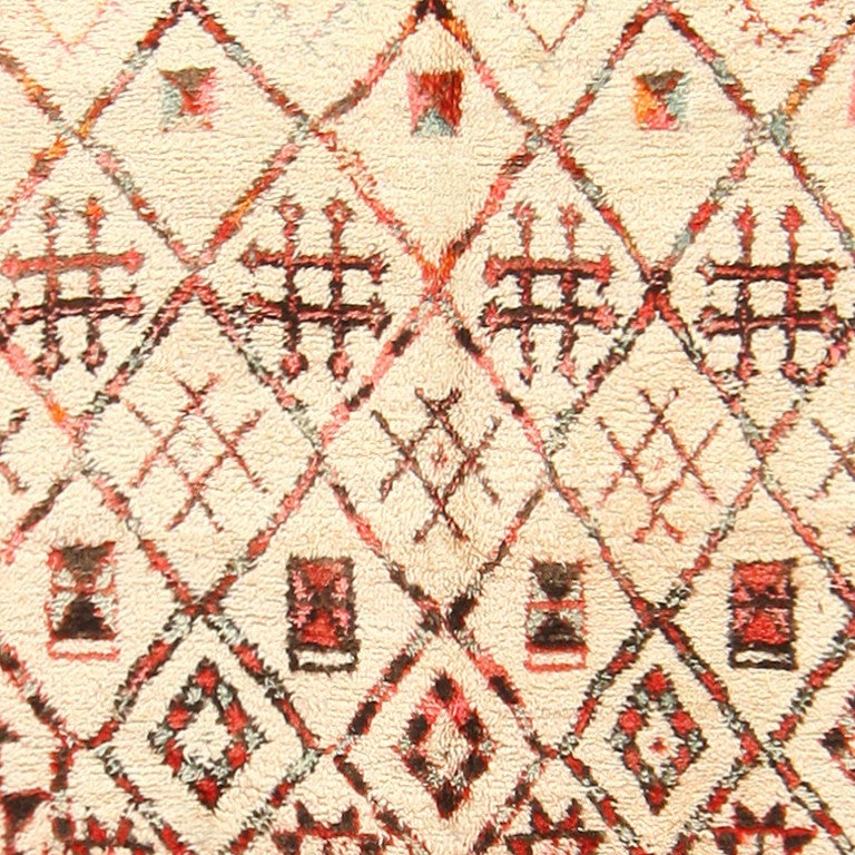 Vintage Moroccan Rug at 1stDibs