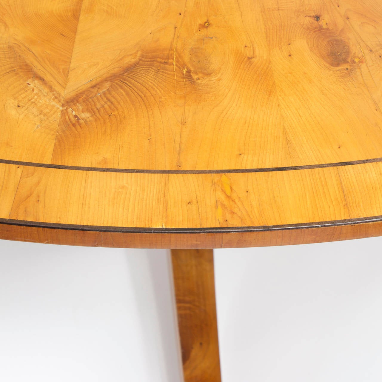 20th Century Round Yew Wood, Regency Style Dining Table at 1stDibs