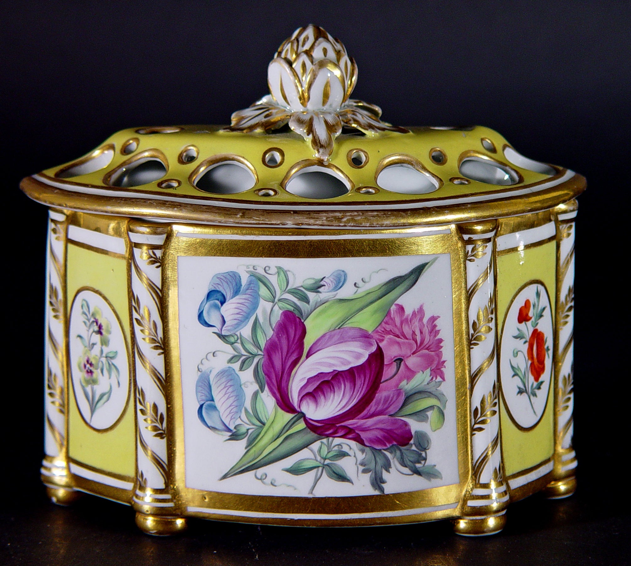 Chamberlain Worcester Yellow-Ground Porcelain Bough Pot at 1stDibs