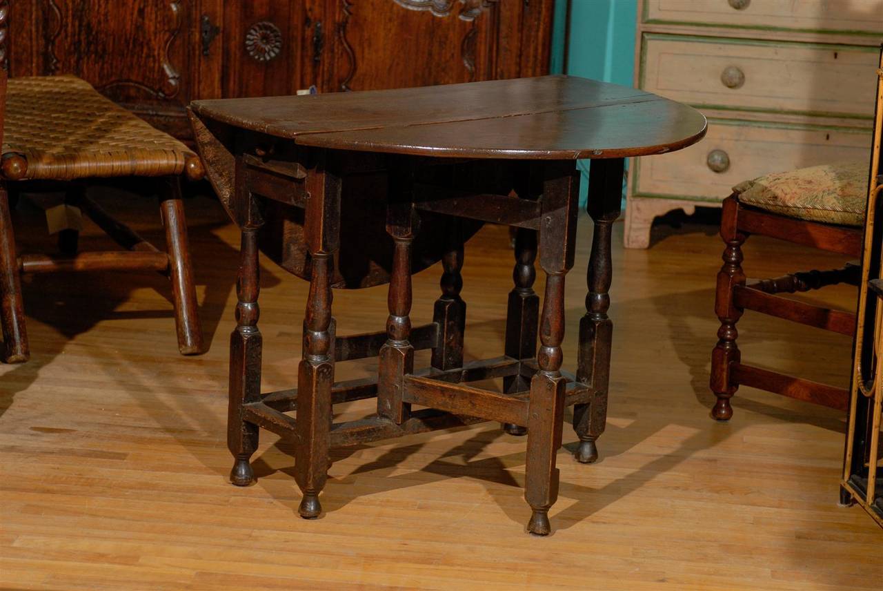 English Gateleg Table, 19th Century at 1stDibs