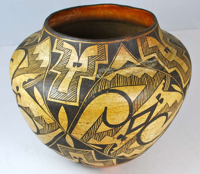 Acoma Jar Native American circa 1900 at 1stDibs