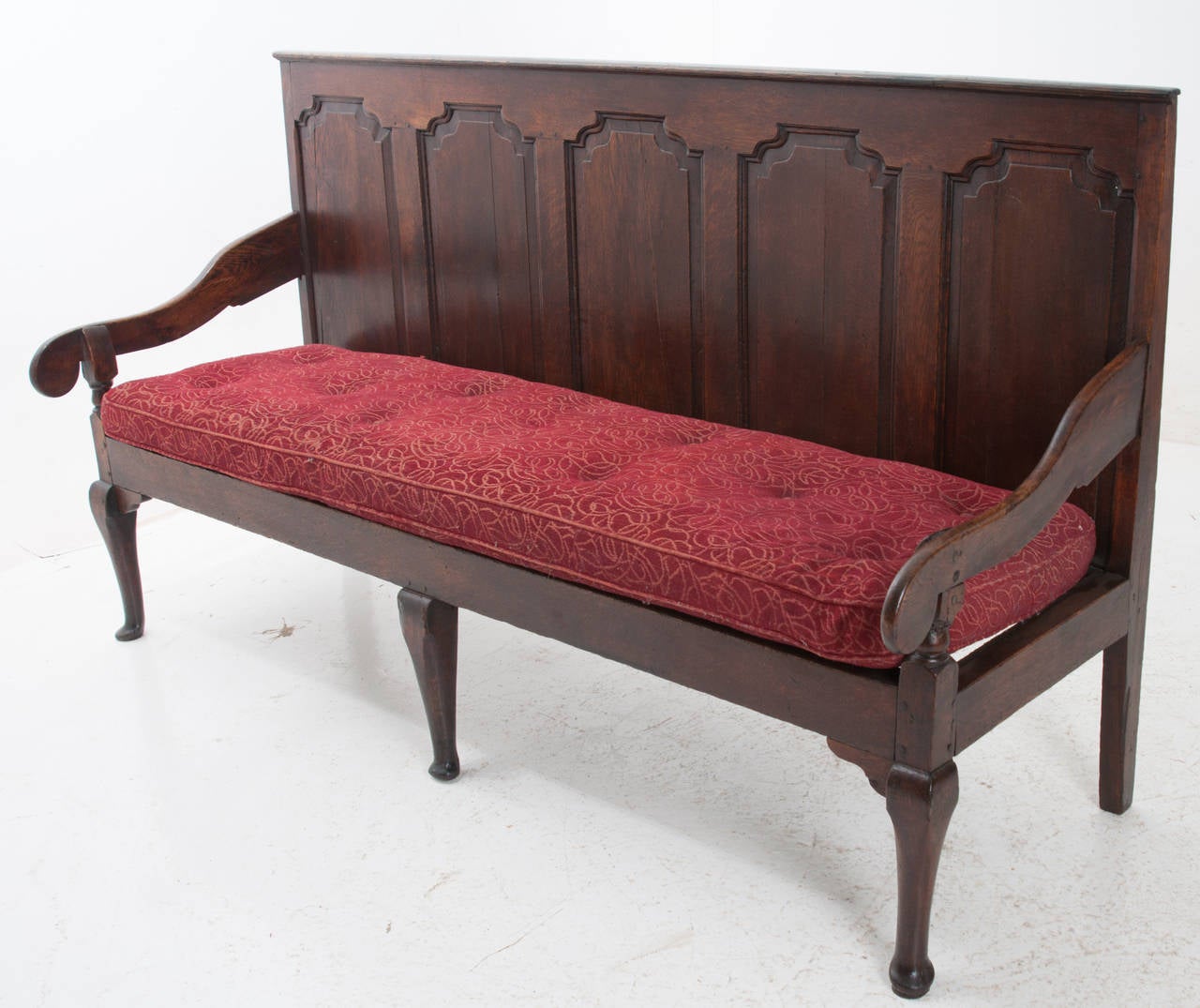 English 18th Century George III Oak Settle with Cushion at 1stDibs