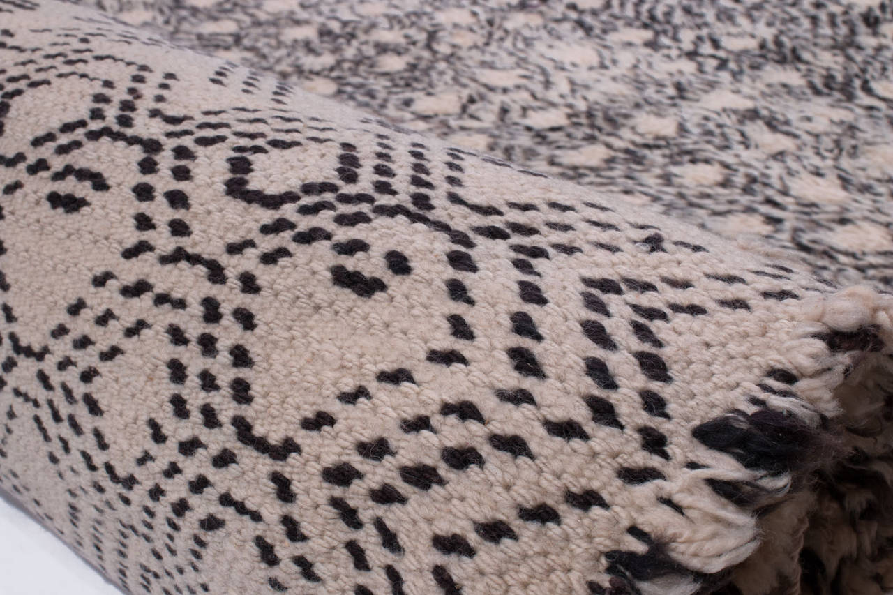 Vintage Moroccan Berber Rug of the Beni Ouarain Tribe at 1stDibs