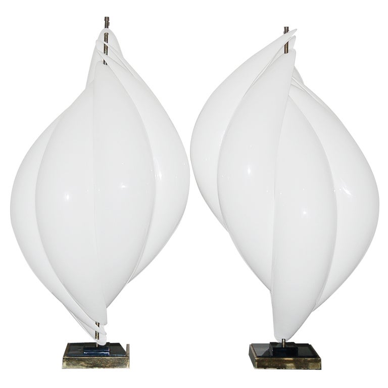 Rougier - Vintage Conch Shell Acrylic Table Lamps at 1stDibs