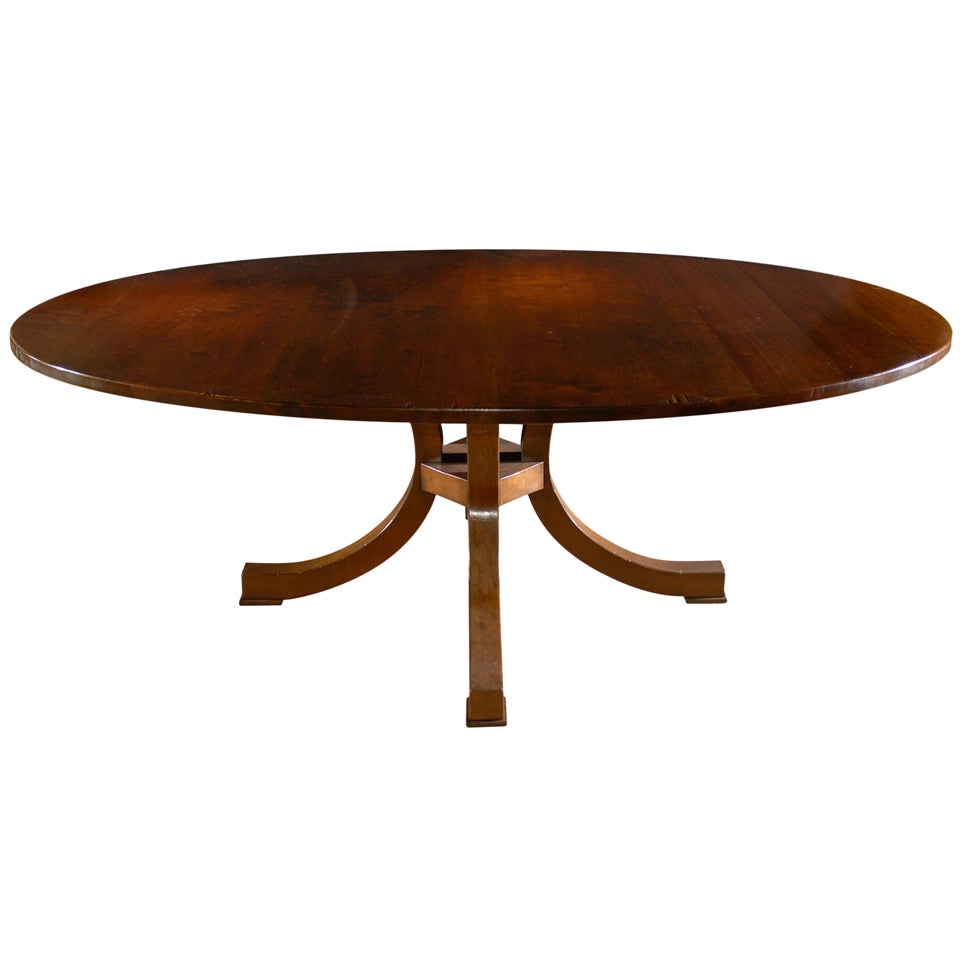Clark Table, Oval For Sale at 1stDibs