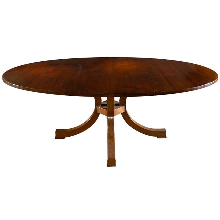 Clark Table, Oval For Sale at 1stDibs