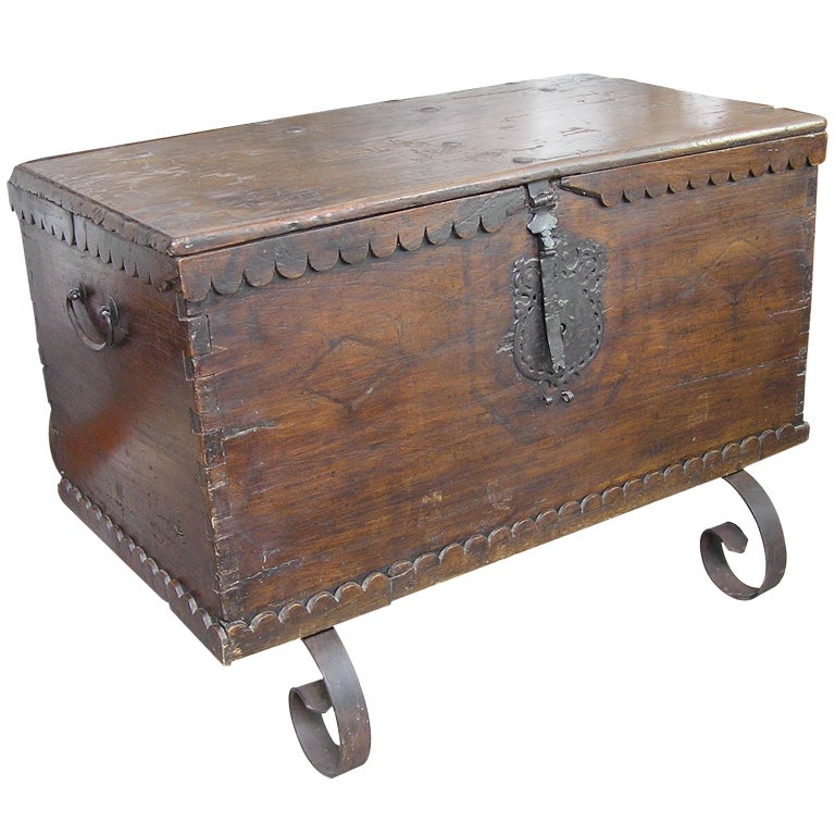 18th Century Spanish Colonial Walnut Trunk at 1stDibs