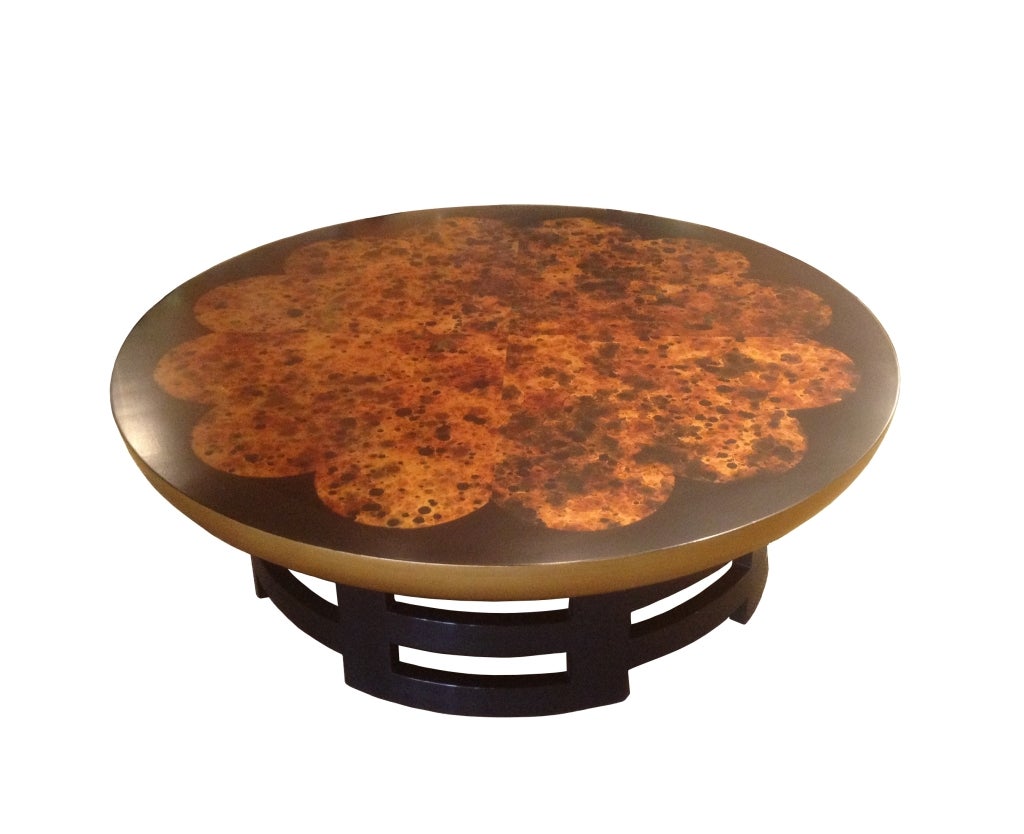 Table with Mottled Floriform Design by Kittinger at 1stDibs