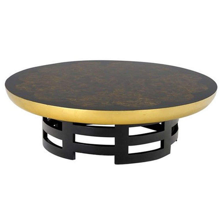 Table with Mottled Floriform Design by Kittinger at 1stDibs