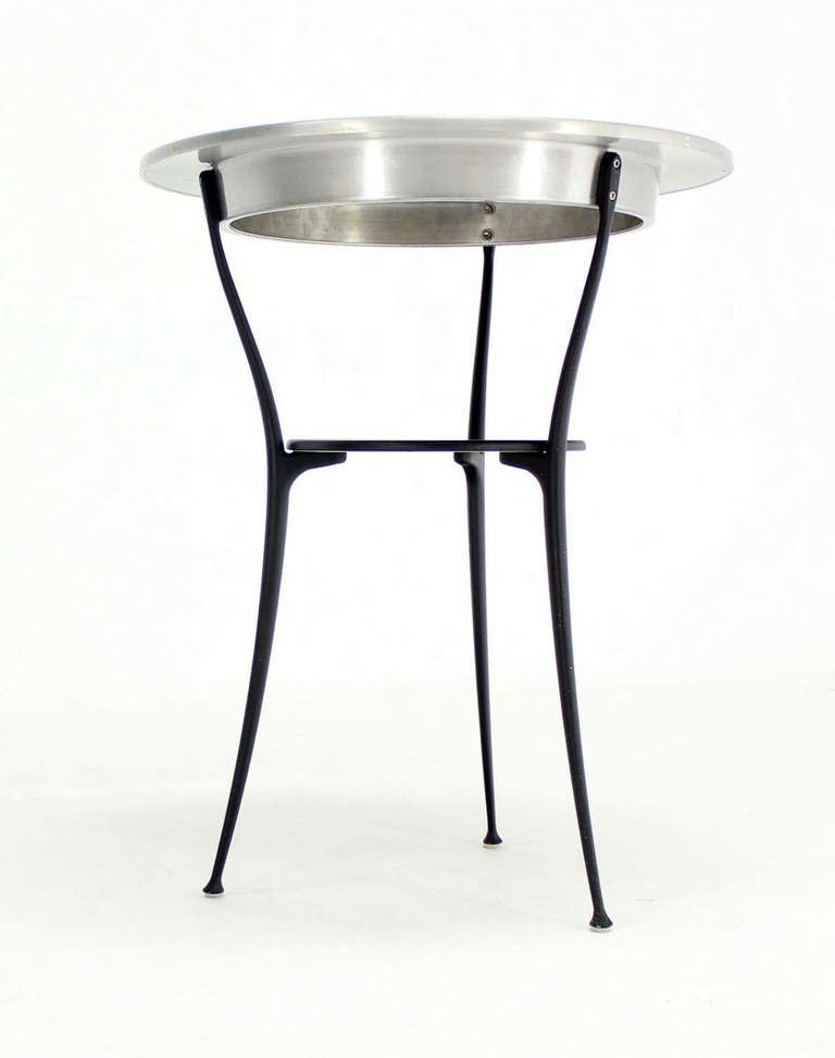 Mid-Century Italian Modern Tri-Leg Cafe Table by Arper at 1stDibs ...