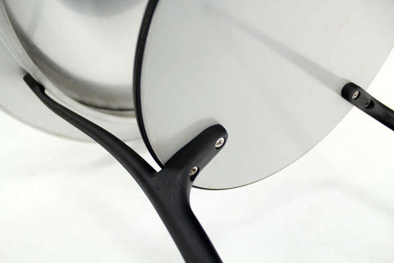 Mid-Century Italian Modern Tri-Leg Cafe Table by Arper at 1stDibs ...