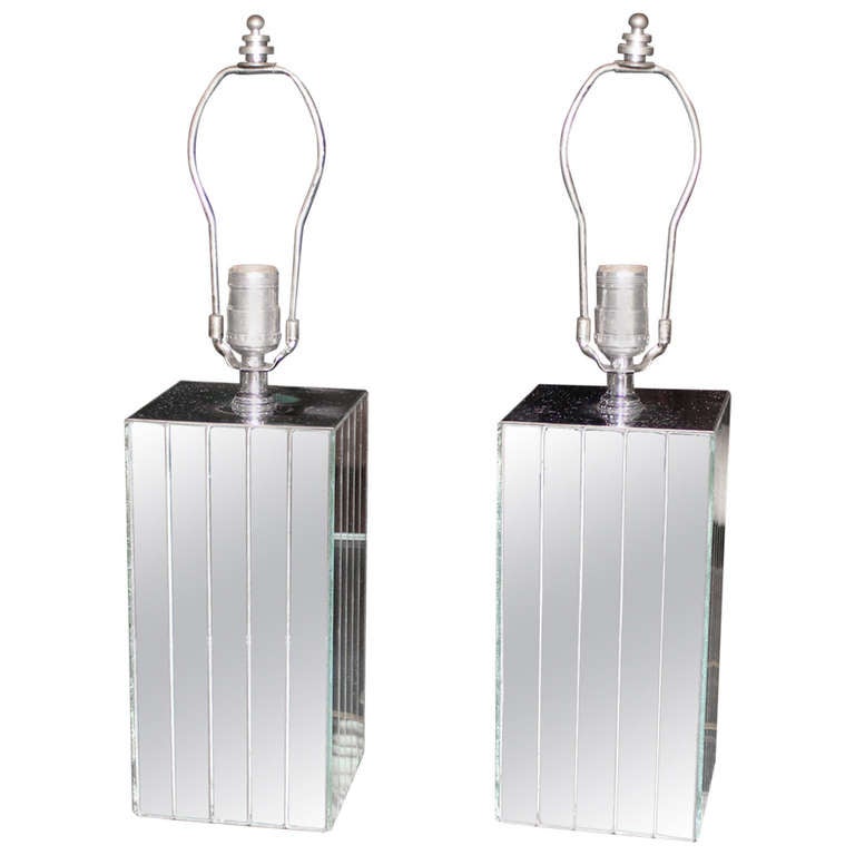 Mid-Century Modern Brushed Metal and Chrome Cube Shape Table Lamp at ...