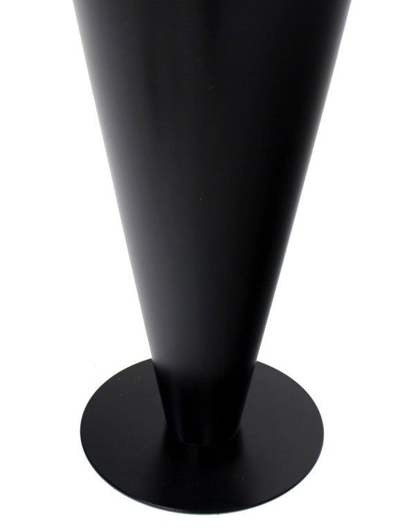Apollo Woodworking Black Granite Top Heavy Metal Cone Base Cafe ...