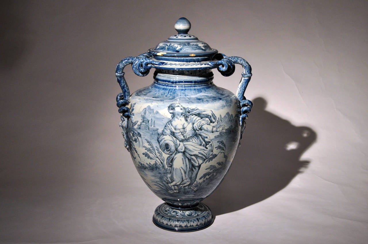 Lidded Blue and White Urn For Sale at 1stDibs