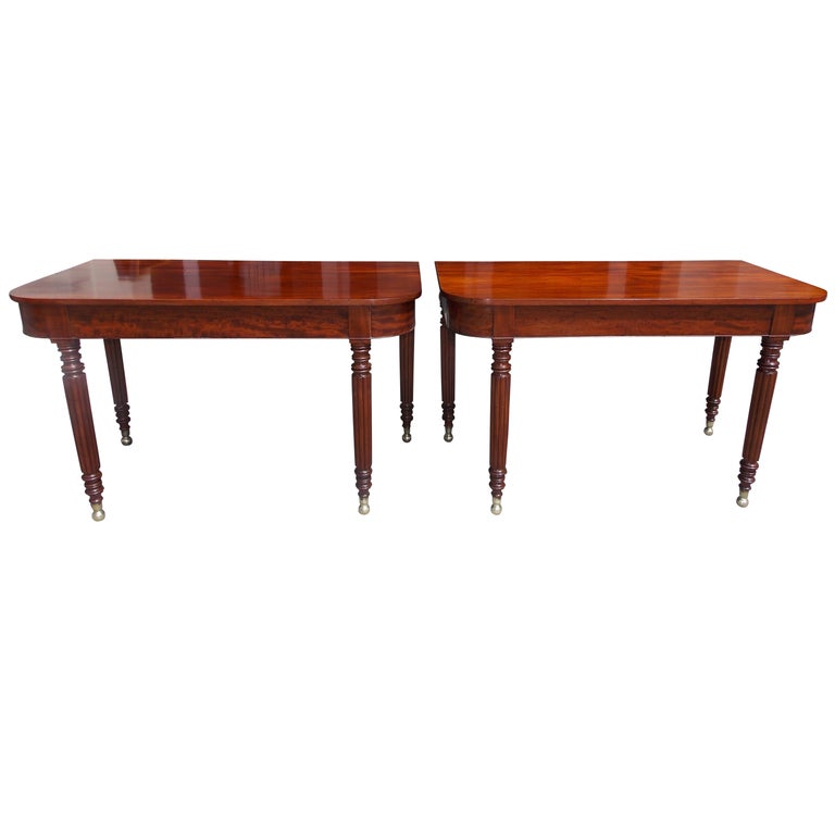 Pair of American Sheraton Mahogany Console Tables, New York. Circa 1815 ...