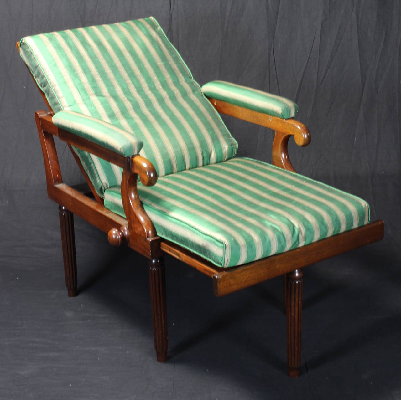 19th Century English Campaign Chair For Sale at 1stDibs
