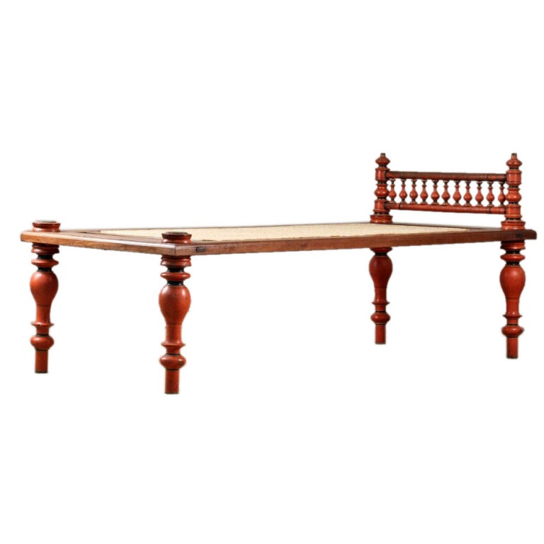 South Indian Daybed with Painted Legs For Sale at 1stDibs