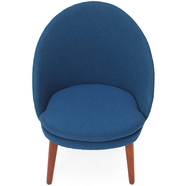 Danish Round-Back Lounge Chair For Sale at 1stDibs