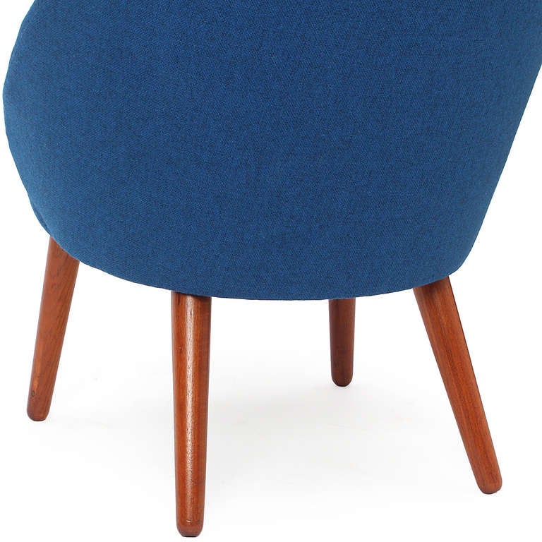 Danish Round-Back Lounge Chair For Sale at 1stDibs