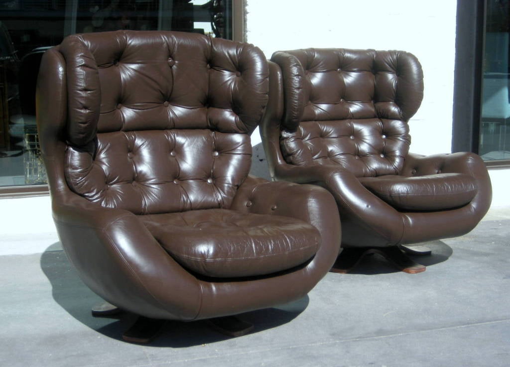 A pair of leather pod chairs manufactured by Swedfurn c. 1960's at ...