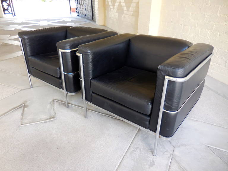 Pair of Supple Leather LC3 Club Chairs in the Style of Le Corbusier ...
