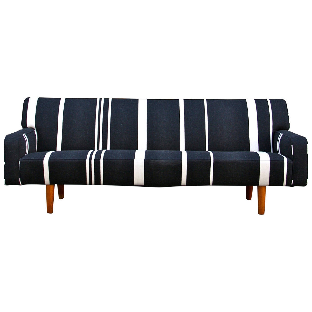 Hans Wegner Sofa at 1stDibs