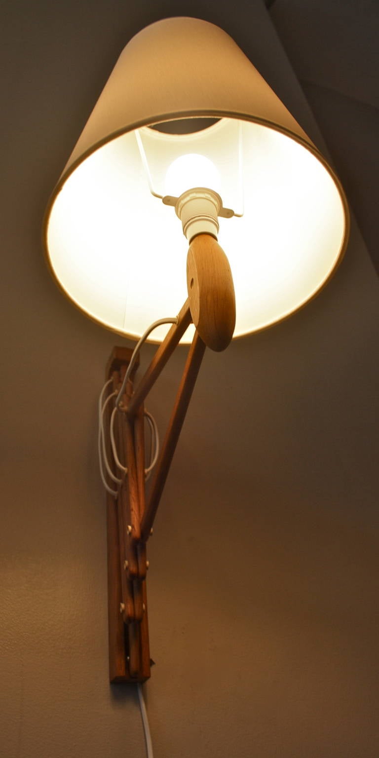 Pair of Oak Wall Lights at 1stDibs