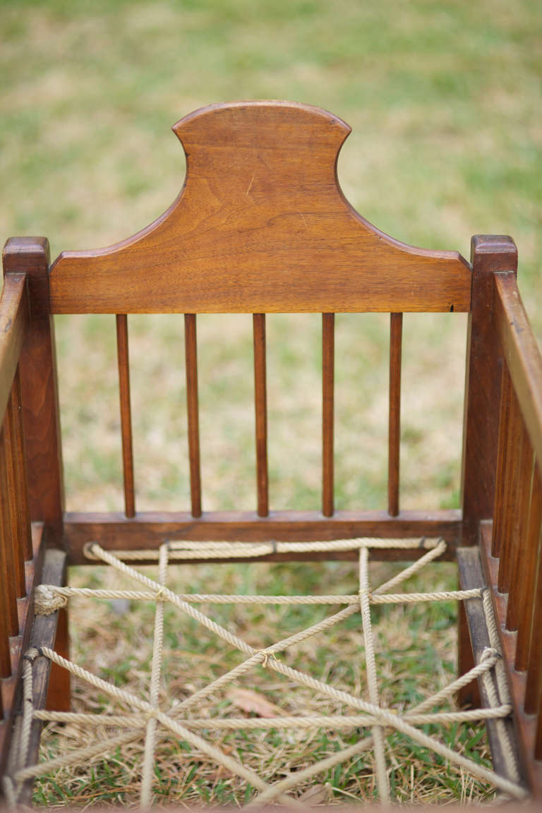 American Infant or Doll Cherry Crib, circa 1840 For Sale at 1stDibs