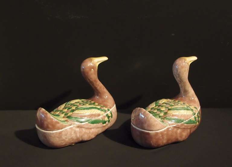 Pair of Chinese Export Porcelain Goose Form Tureens For Sale at 1stDibs