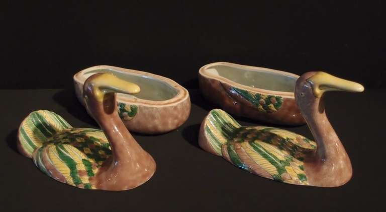 Pair of Chinese Export Porcelain Goose Form Tureens For Sale at 1stDibs