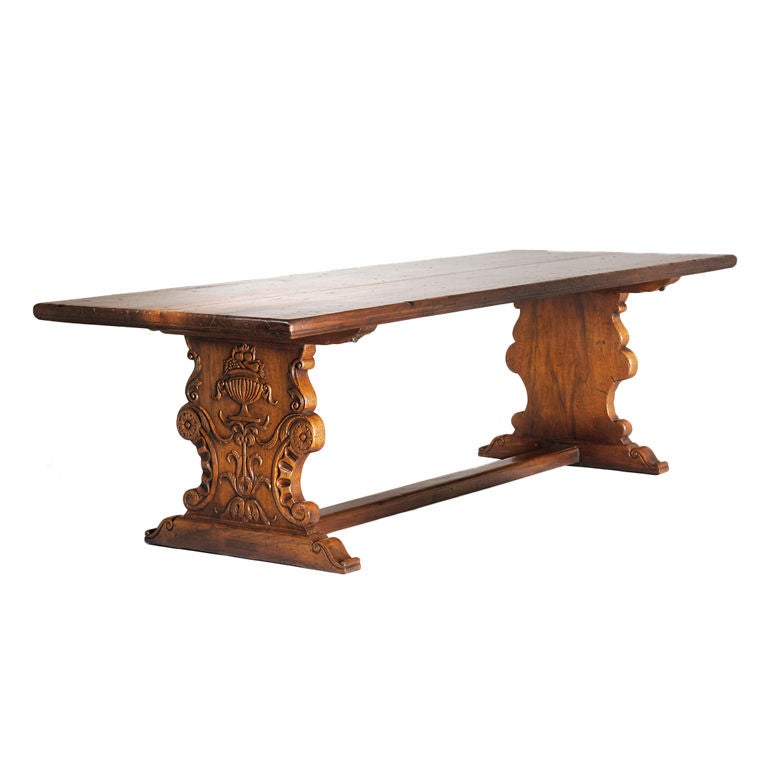 Italian Style Refectory Table For Sale at 1stDibs