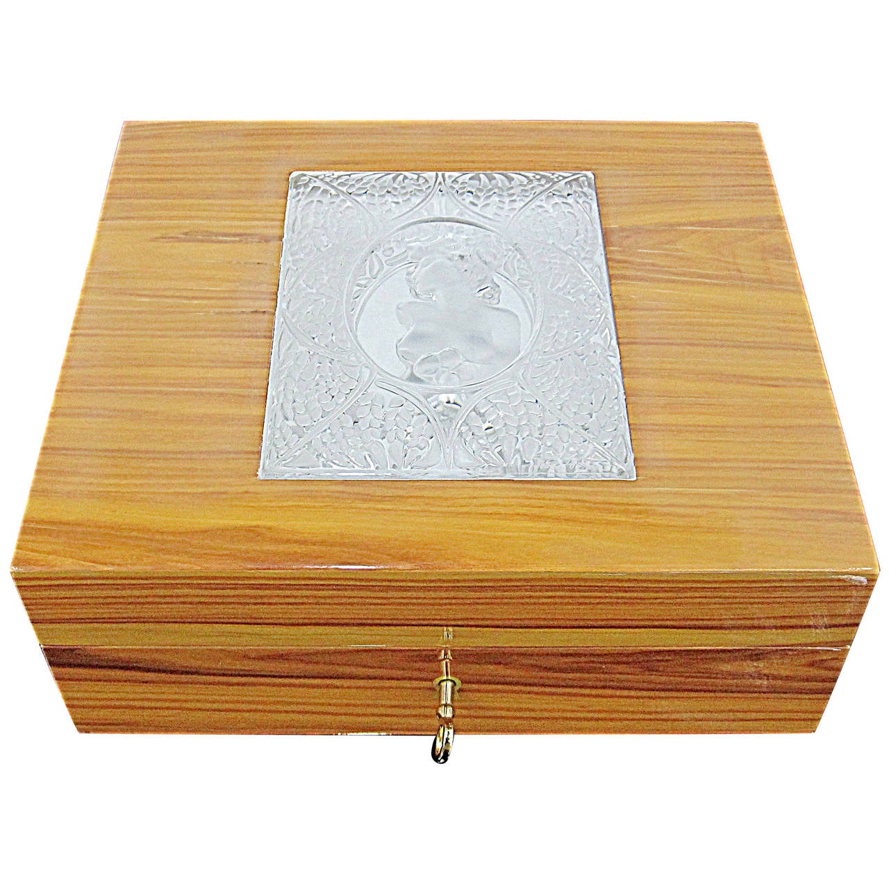 Lalique Jewelry Box at 1stDibs