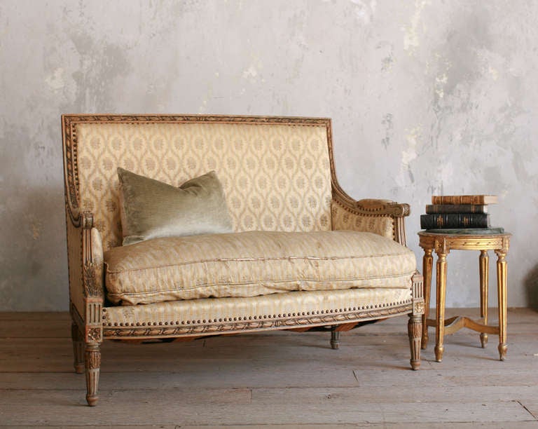 Antique Settee at 1stDibs