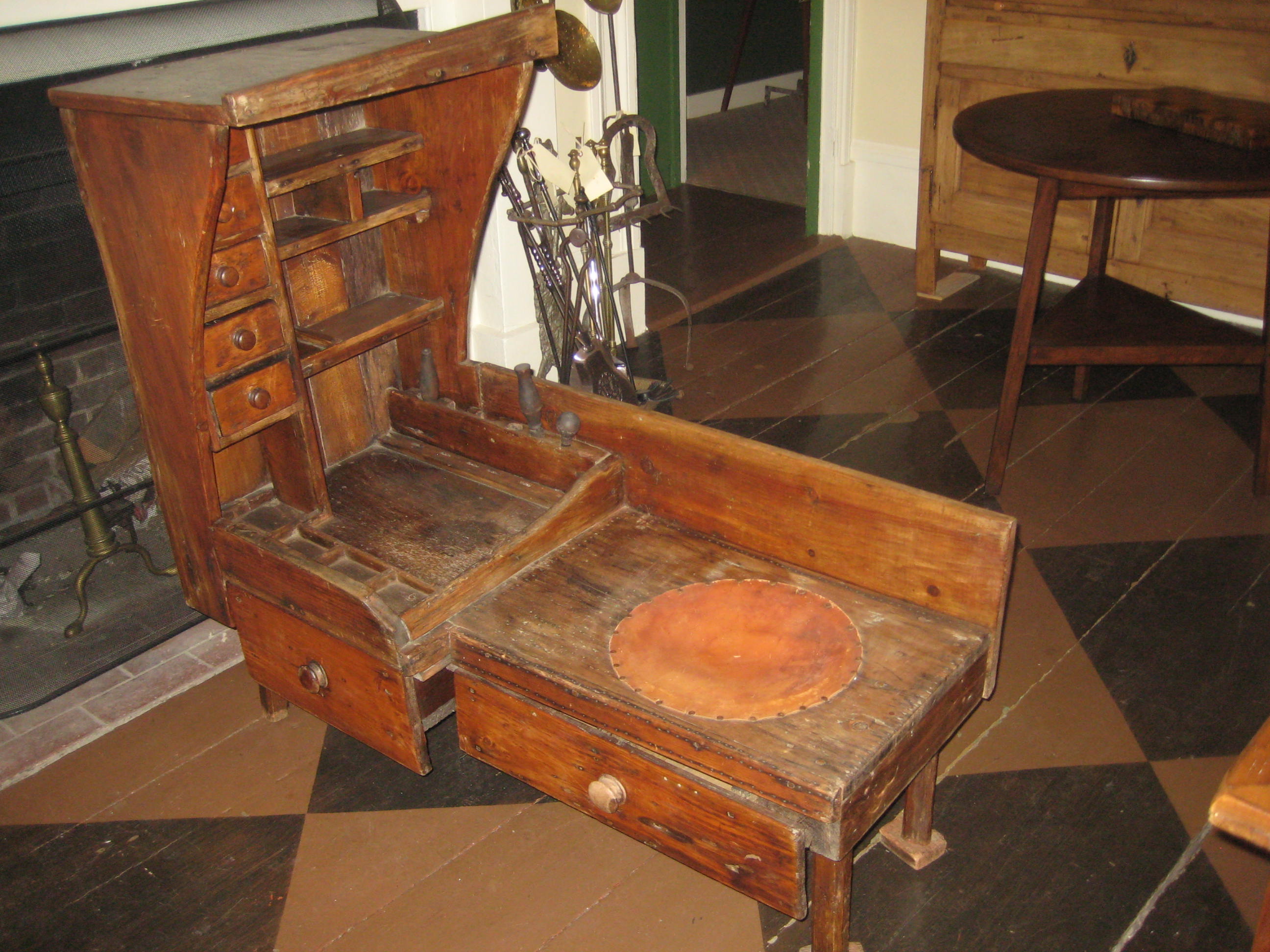 Early American Cobbler's Bench For Sale at 1stDibs | antique cobblers ...