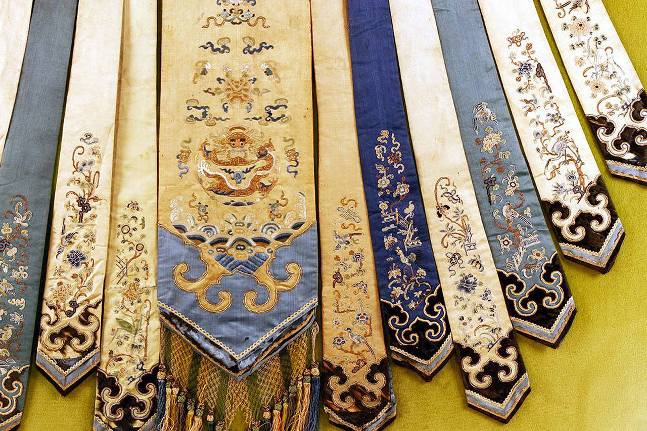 A Large Framed Antique Chinese Textile For Sale at 1stDibs