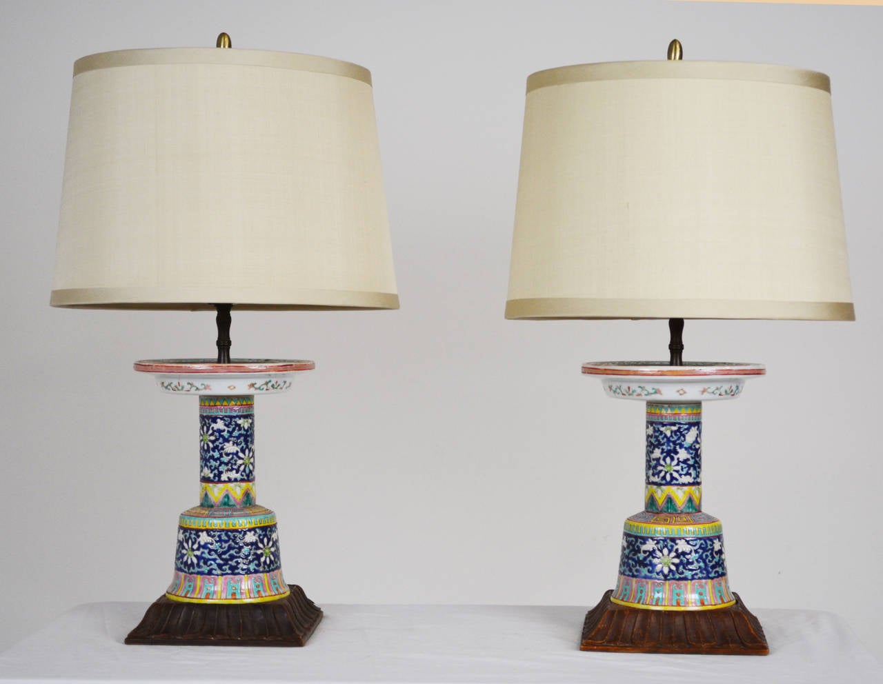 Pair of Chinese Porcelain Lamps at 1stDibs