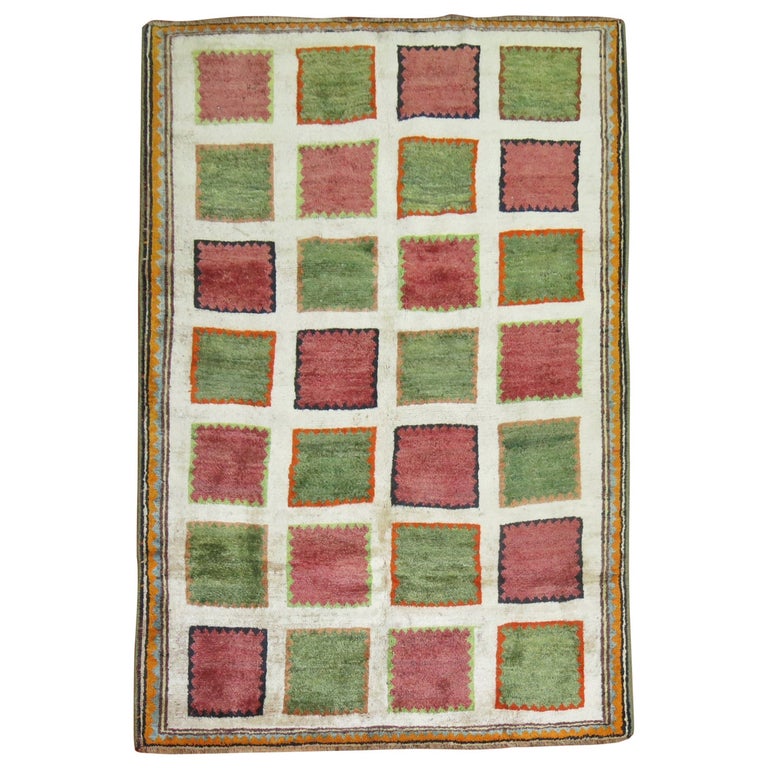 Tapis persan Gabbeh vintage En vente sur 1stDibs