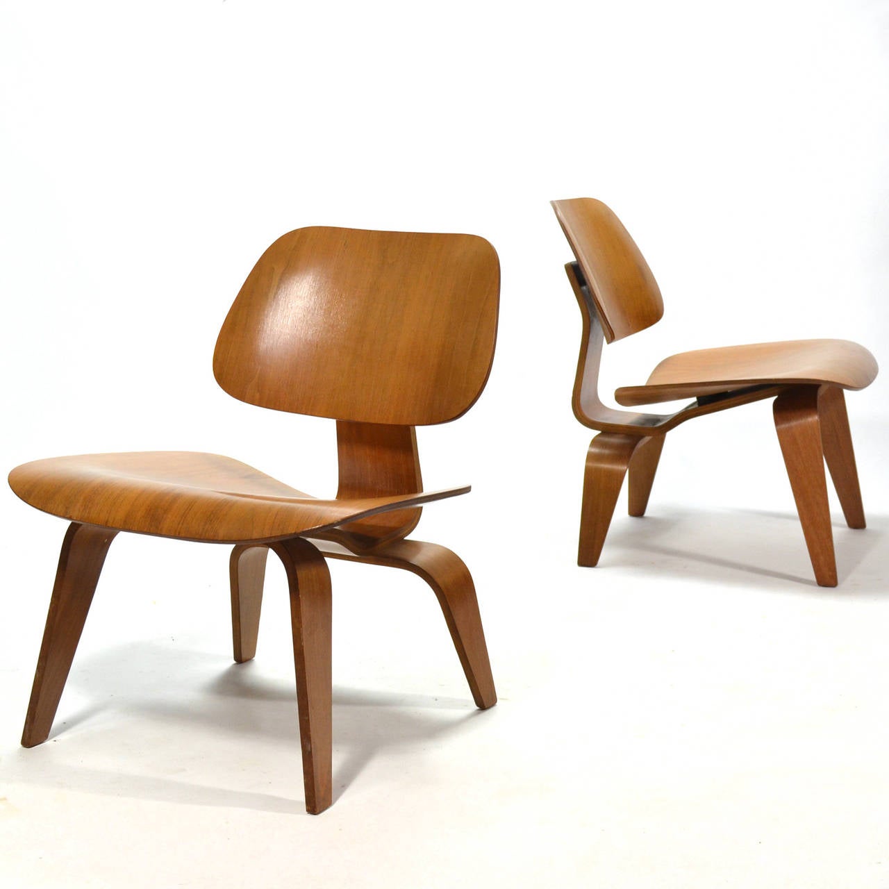 Eames Rare Matched Pair of Walnut LCW Lounge Chairs at 1stDibs | eames ...